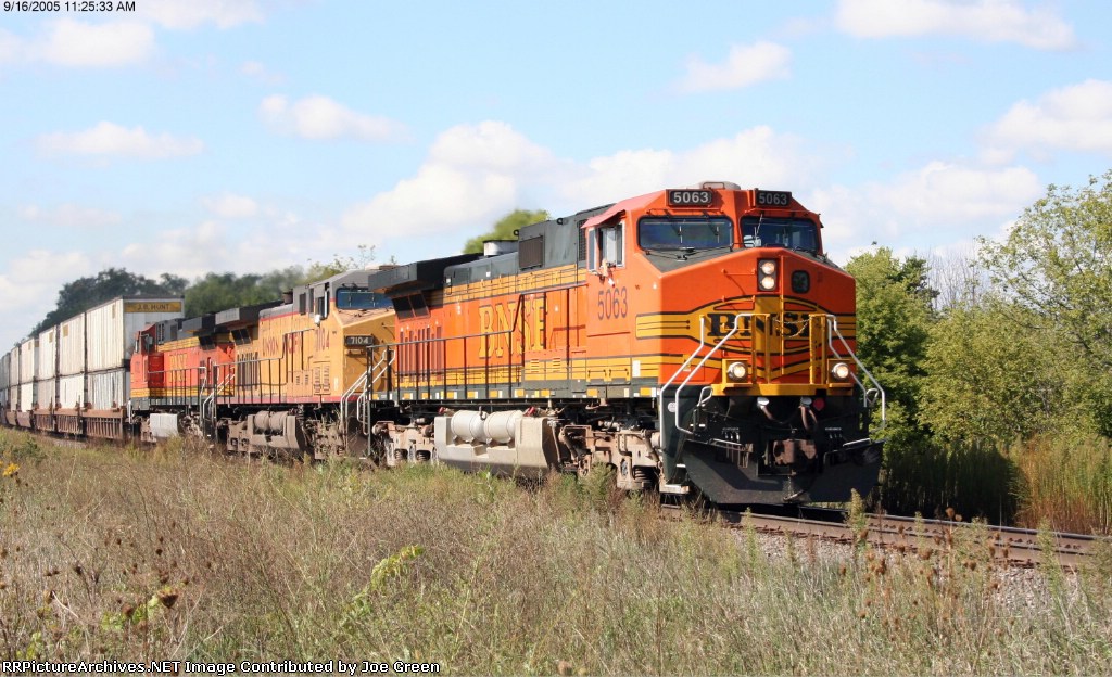 BNSF 5063